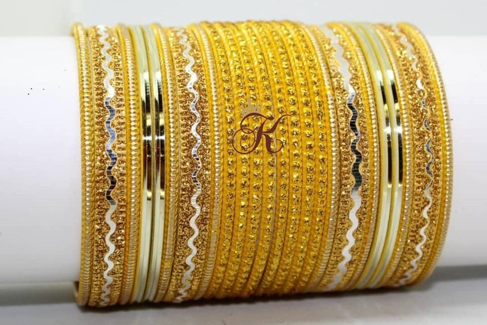 PRE MADE SET IN YELLOW AND GOLD COLOUR – Kaur Collection